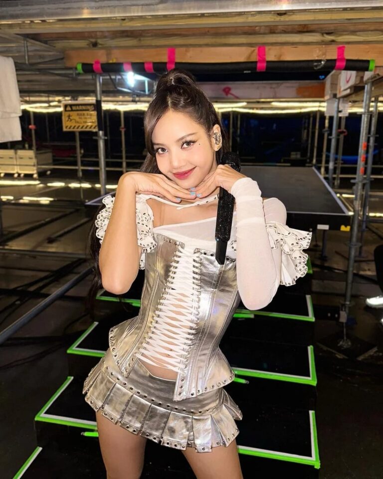 BLACKPINK Lisa 演員出道！確定出演《白蓮花大飯店3》，2 月起於泰國取景 - LUVKPOP